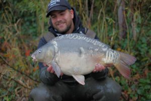 Karpervissen op een karpervijver? Met deze tips vang je mooie karpers