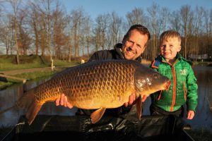 Karpervissen op een karpervijver? Met deze tips vang je mooie karpers